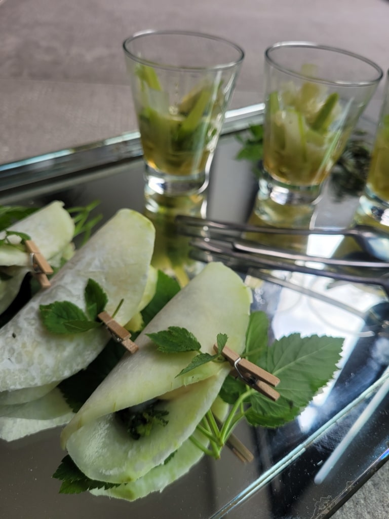 Ravioles de chou-rave aux scampis, citron vert et égopode - Cuisine ...